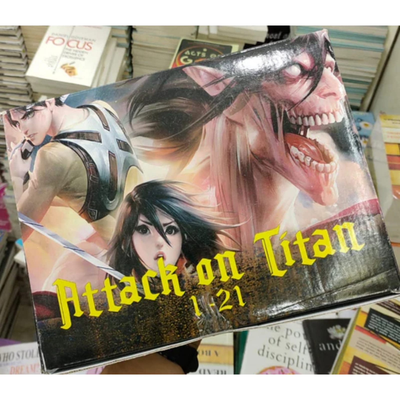 Attack on Titan Vol 1-21 Manga BOXSET By Hajime Isayama - H L BOOKSTORE